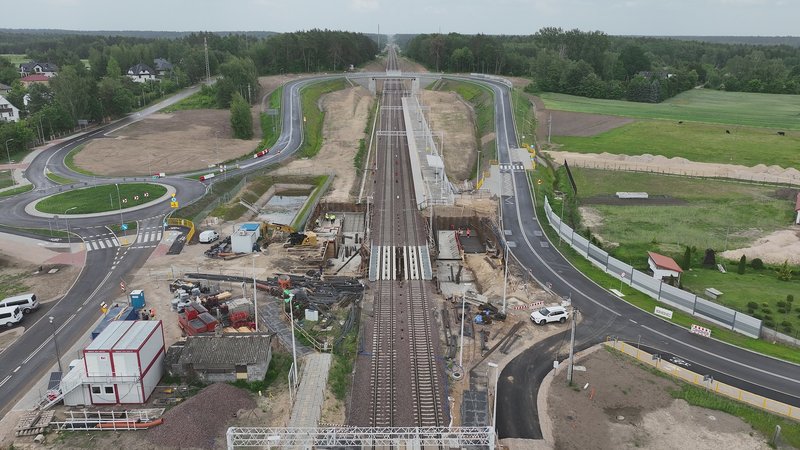 Podlasie: nowy wiadukt drogowy w Trypuciach zwiększa bezpieczeństwo - Kolej na wschód